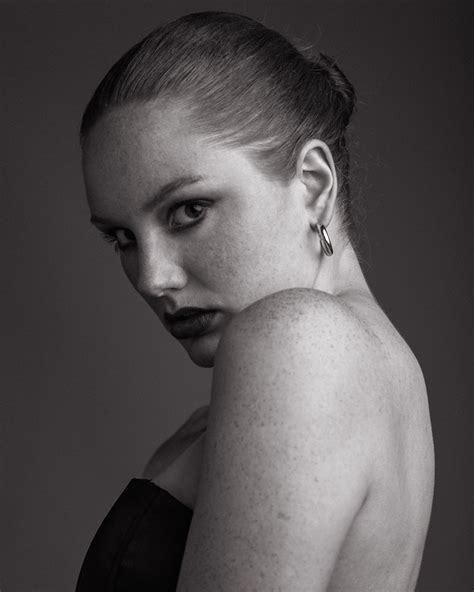 Lilly N New View Modeling