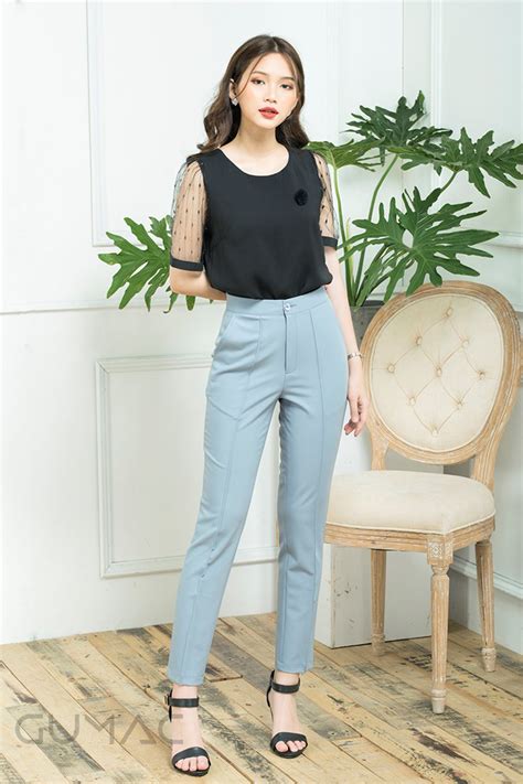 무료 이미지 사무실 유행 드레스 의류 화이트 어깨 청바지 허리 목 신발류 겉옷 관절 소매 다리 블라우스 상단 티셔츠 구두 복부 무릎