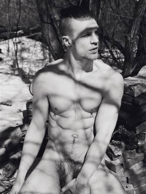 Hotoctopus Art Naked Sunday Project