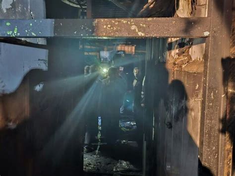 بررسی فیلم های مدار بسته از علت آتش سوزی لنگرود عکس