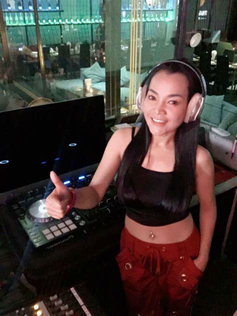 វ័យកាន់តែជ្រេបន្តិចមែន តែ ញឹម ច័ន្ទថន