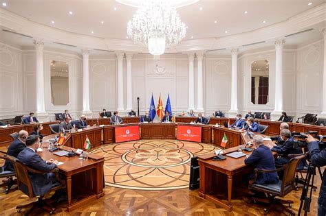 Заев на состанок со амбасадорите од ЕУ Независен Весник