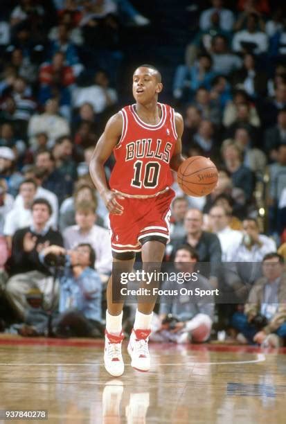 319 Chicago Bulls Bj Armstrong Photos And High Res Pictures Getty Images