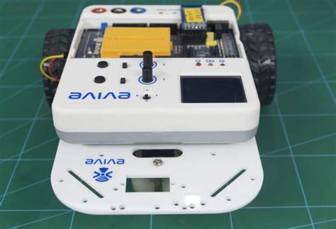 How To Make Diy Soccer Playing Mobile Robots Using Arduino And Bluetooth