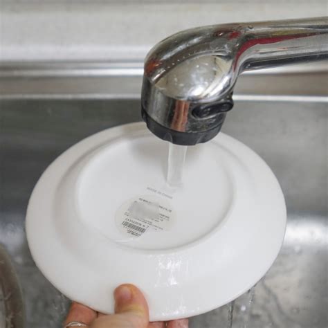 스티커 자국 흔적도 없이 제거하는 신박한 방법 4가지 오늘의집 고수들의 꿀팁 라이프스타일 슈퍼앱 오늘의집