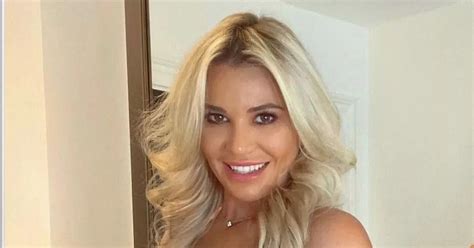 Christine Mcguinness Flaunts Perky Derriere With Pink Lace Lingerie In
