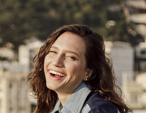 Lorena Comparato Celebra Estreia Em Novela Das 9 E Fala Sobre Carreira
