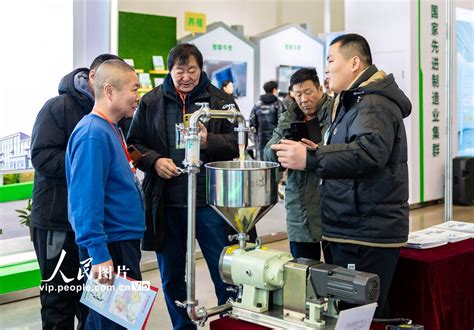 内蒙古农牧业机械展览会在呼和浩特开幕【4】 图片频道 人民网
