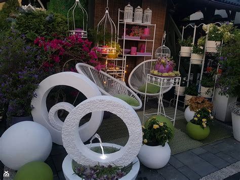 Kobea Ogrody I Bruki Ozdoby Ogrodowe Inspiracje Ogrodowe Kule Do Ogrodu Betonowe Taras