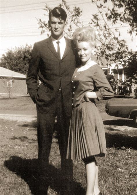 Young Dolly Parton And Carl Dean