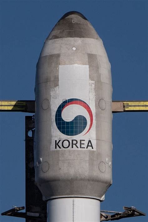 “북한의 10배 이상 성능” 군 정찰위성 1호 미국서 발사 성공