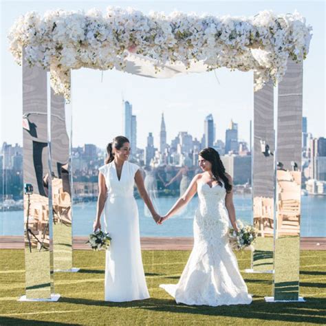 10 Spectacular Same Sex Wedding Cake Toppers Easy Weddings