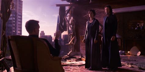 Why Neo And Trinity Stay In The Matrix At The End Of Resurrections