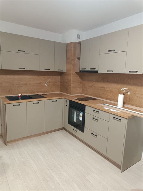 Модулна кухня Ирим Мебели Мая Обзавеждане за спални кухни детски и др