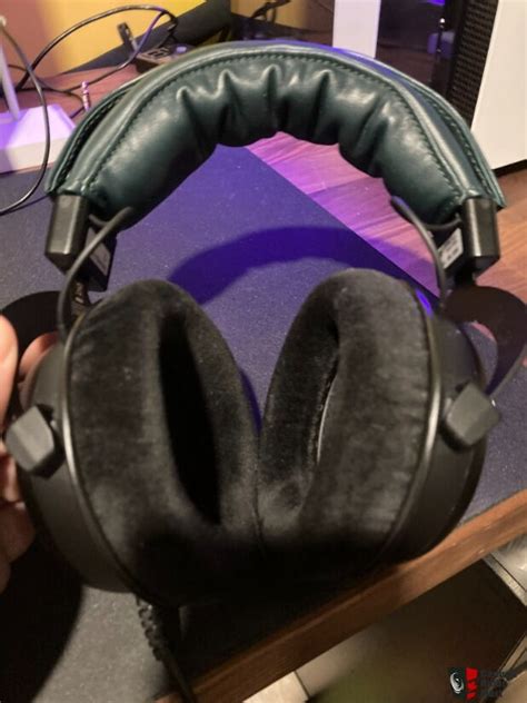 Beyerdynamic Dt 990 Black Special Edition Extra Photo 4073751 Canuck Audio Mart