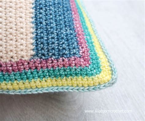 Tapestry Circles Pillow Free Crochet Pattern Lillabjörns Crochet World