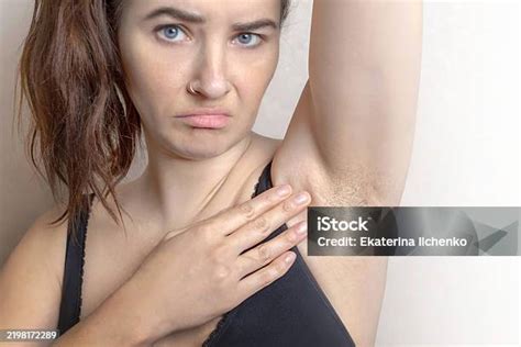 Woman Showing Natural Body Hair Without Shaving Hairy Woman She Doesnt