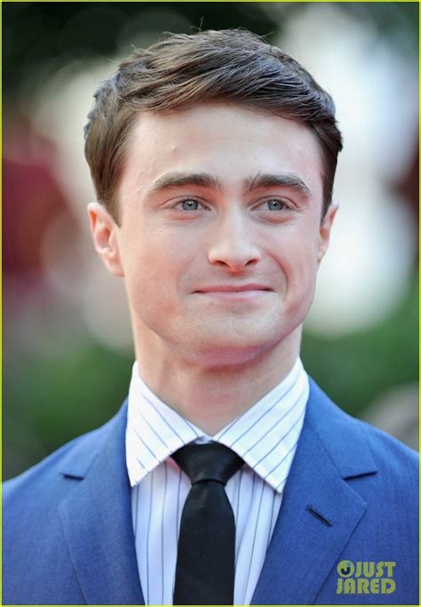 멀끔해 보이는 다니엘 래드클리프 해외 연예가 소식 네모판