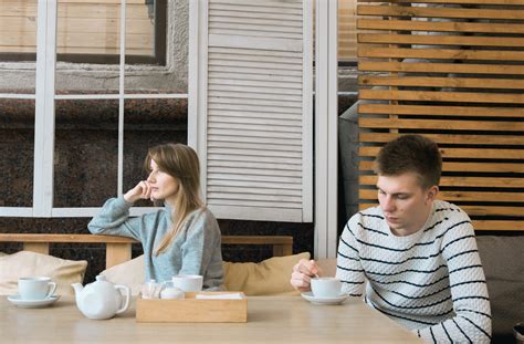 The 4 Most Common Reasons Why Communication Fails In A Relationship