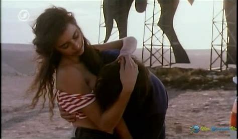 Penélope Cruz Tennis Match Interrupted by Nearby Couples Loud Sex Noises