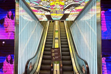 明洞 ショッピング│abcマート明洞店 ソウル 韓国 Creatrip