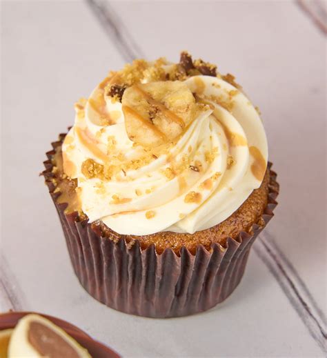 Assorted Classics Cupcake Box Lolas