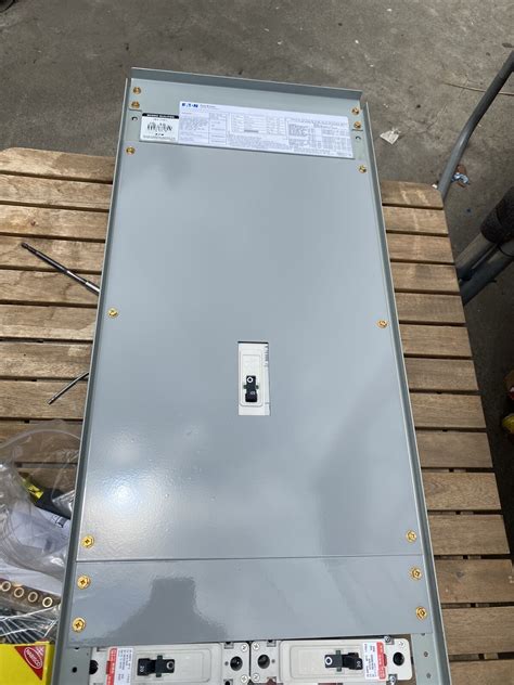 Eaton Main Breaker Mounting Hardware Prl3 Panel 400amp Mounting Cover
