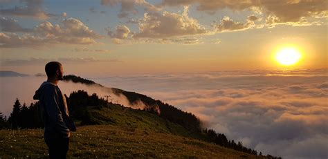 무료 이미지 산 구름 일몰 흑해 Summer Camping Ground 자연 리즈 하늘 대기 현상 해돋이 언덕 아침 수평선 저녁 햇빛 분위기