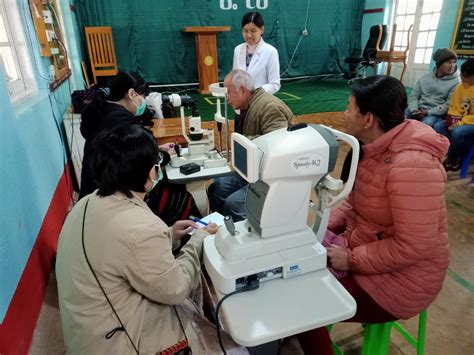 လွိုင်လင်မြို့ အထွေထွေရောဂါကုဆေးရုံကြီးတွင် အခမဲ့မျက်စိအတွင်းတိမ် ခ