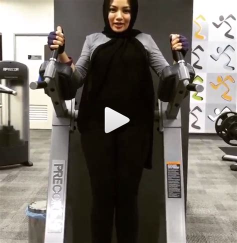 Neelofa Pakai Seksi Legging Yang Ketat Melekat Jadi Viral Bocorlagi