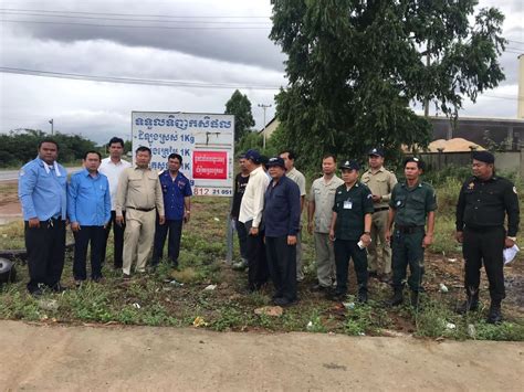 អាជ្ញាធរខេត្តប៉ៃលិនដឹកនាំមន្រ្តីក្រោមឱវាទចុះផ្អាកទីតាំងស្តង់ពោត និងដំឡូងមី