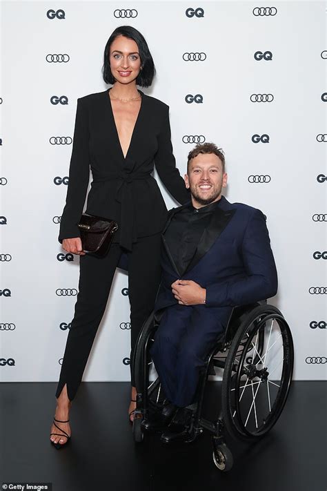 How To Survive Isolation With Your Partner According To A Sexologist Daily Mail Online