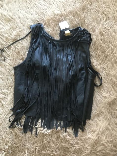 Кофта з бахромою — ціна 400 грн у каталозі Болеро Купити жіночі речі за доступною ціною на Шафі