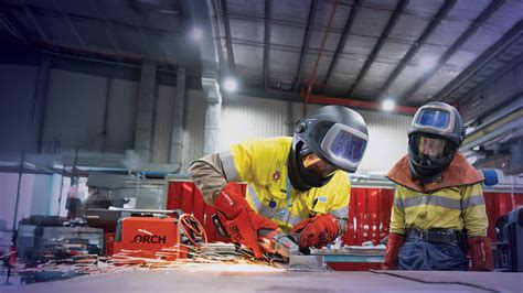 Advanced Manufacturing And Engineering Technical Colleges