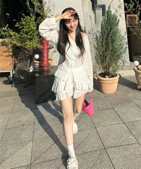 set 데이트룩 여신 무드 set up 블라우스 캉캉 플리츠 투피스 에이블리