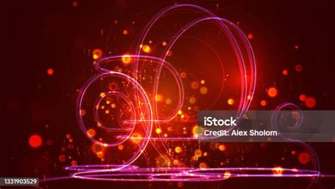 공간에서 날아다니는 굴곡과 파도가 있는 추상적인 실 끝없이 펼쳐진 불꽃과 빨간색과 주황색 의 광채 가능성에 대한 스톡 벡터 아트 및 기타 이미지 Istock