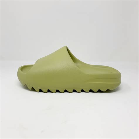 Yeezy Slide Resin” Keepemlaced