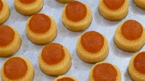 Kuihbiskut Tradisional Tart Nenas Food And Drinks Homemade Bakes On Carousell
