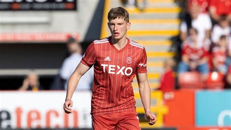 Jack Mackenzie Consistency Is The Key To Success For Aberdeen Stv News