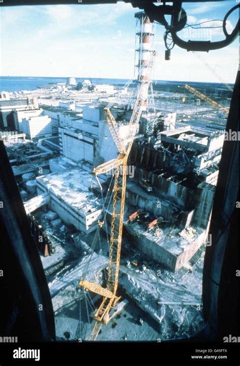 Pa News Photo 237985 2 April 1986 The Damaged Unit Number 4 At