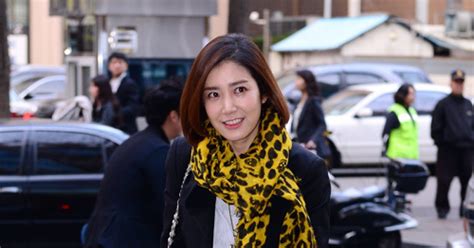 [포토엔]유호정 걸그룹 부럽지 않는 스키니 라인