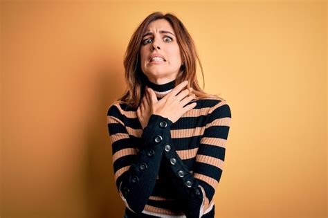 Gola Dziewczyna Zdjęcia Pobierz Darmowe Obrazy Wysokiej Jakości