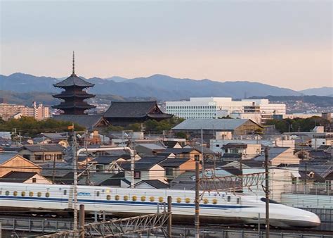 東寺新幹線から見える五重塔見どころとアクセスを簡単に ツバメの京都案内