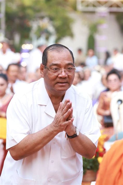 Army Media ពិធីសូត្រមន្តរំដោះគ្រោះលើករាសី ជូន ឯកឧត្តម Facebook