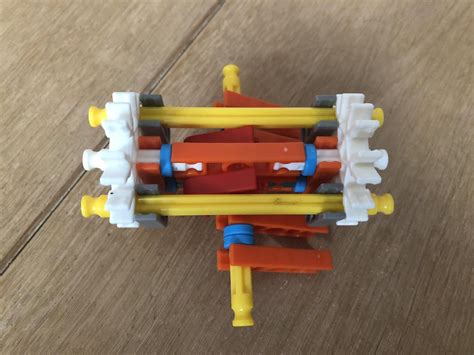 4 Way Path Seperator For Knex Ball Machines 11 Steps Instructables