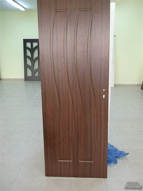 Интериорни врати Врати дограма щори тенти Хасково Интериорни врати от Mdf каса бра