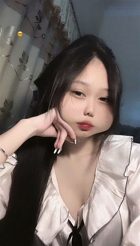 Khánh Huyền Nữ Thần Con Gái Dễ Thương