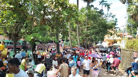 တန်ဆောင်မုန်းလပြည့်နေ့တွင် မုဒုံမြို့နယ်အတွင်းရှိ ဘုရားစေတီများ၌ ဘုရားဖူးလာ ပြည်သူများဖြင့် စည