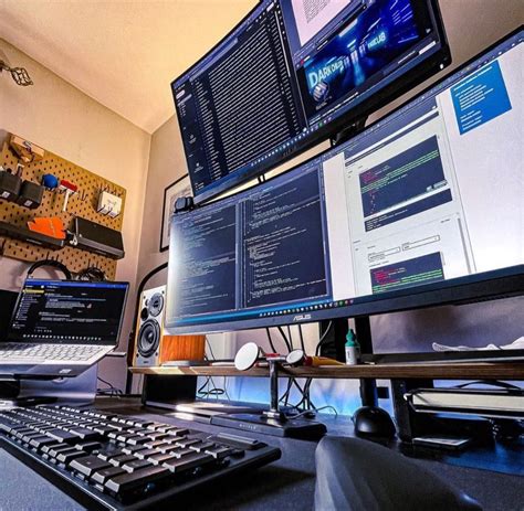 Pin On Workspace Gaming Setup