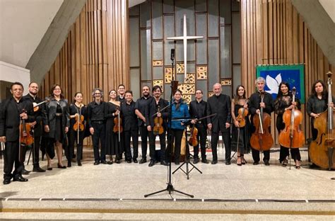 La Orquesta De Cámara Pro Arte Bajo La Dirección Del Maestro Stanley Derusha Se Presenta En